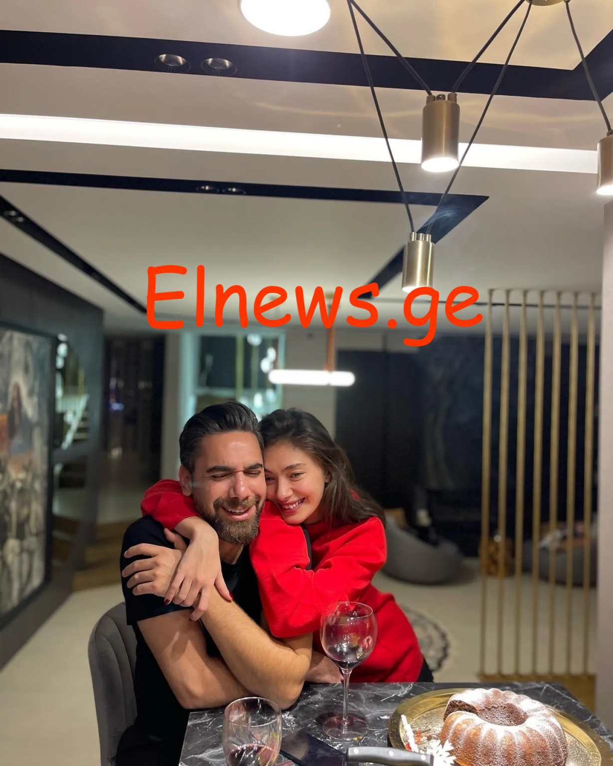 როგორ გამოიყურება უზარმაზარი და მდიდრული სახლი, სადაც ნესლიჰან ათაგიული მეუღლესთან და ...